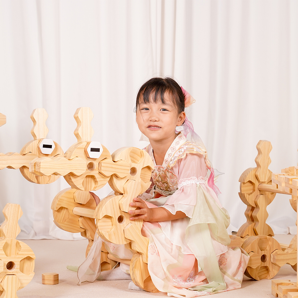 Ultimate Interlocking Wooden Blocks Set - 198pcs New Zealand Pine System